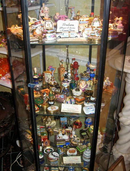 What is the Best Way to Display Your Limoges Boxes